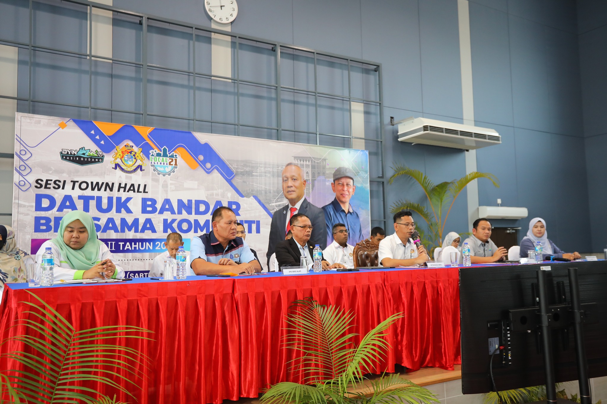 PROGRAM TOWN HALL DATUK BANDAR PASIR GUDANG BERSAMA KOMUNITI BIL. 2/ ...