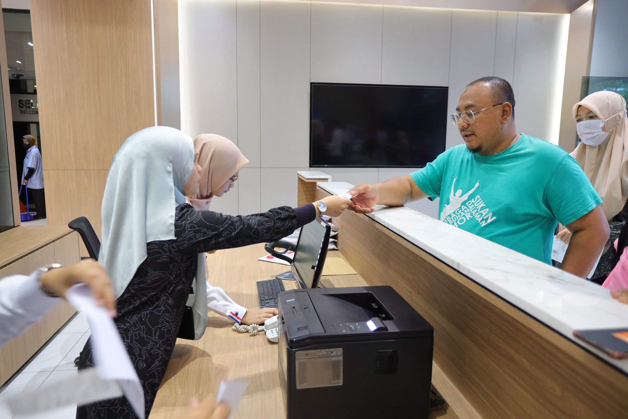 100 HADIAH ISTIMEWA PEMBAYAR CUKAI TERAWAL DI KAWASAN PENTADBIRAN MBPG ...