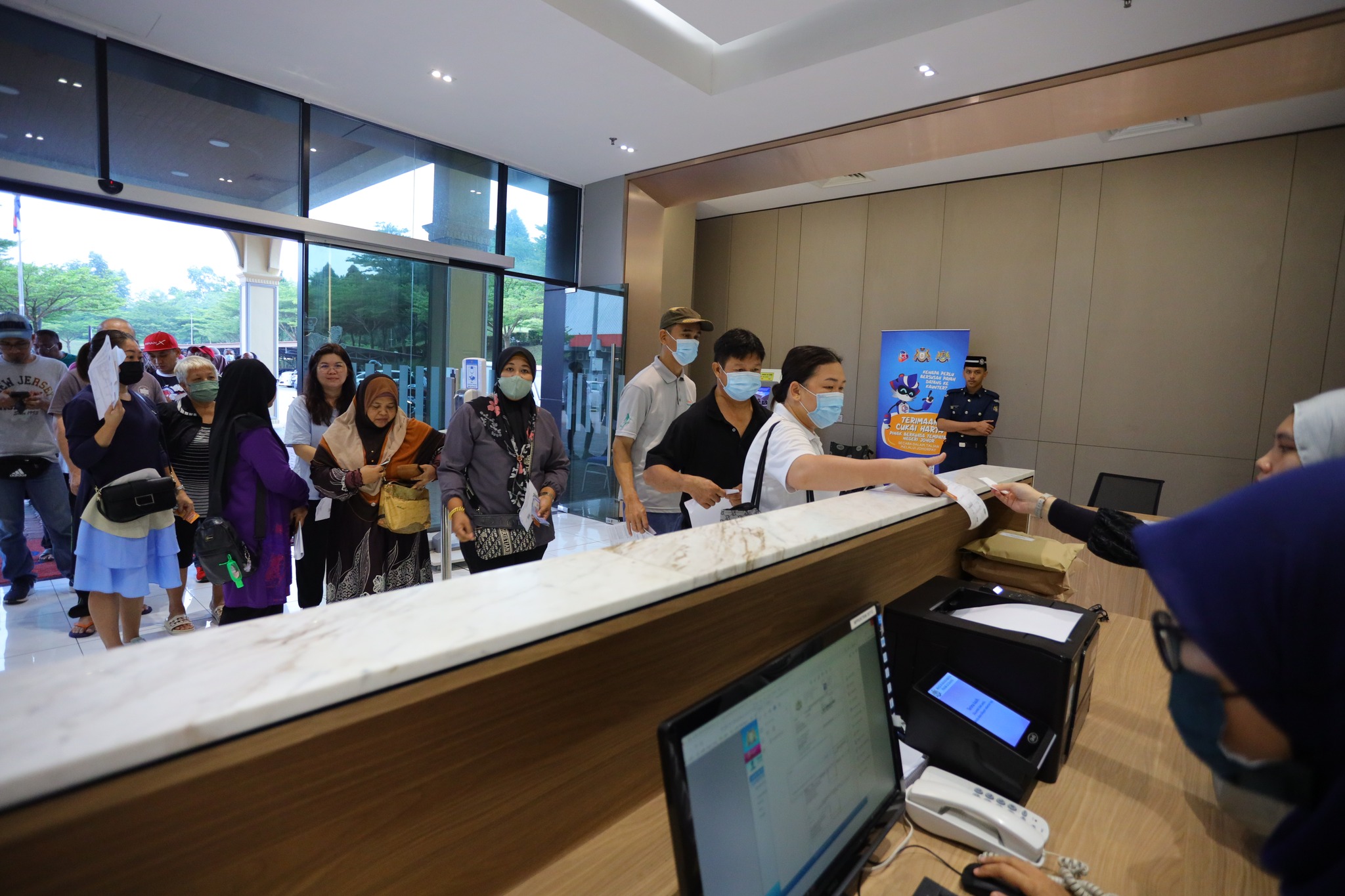 100 HADIAH ISTIMEWA PEMBAYAR CUKAI TERAWAL DI KAWASAN PENTADBIRAN MBPG ...