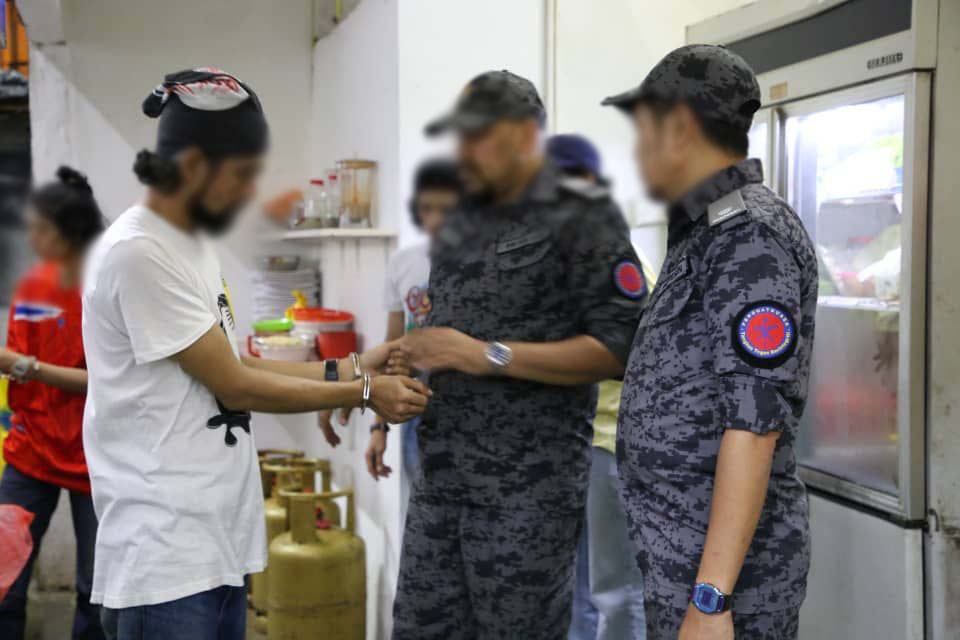 PENGUATKUASAAN SECARA BERSEPADU PIHAK IMIGRESEN JOHOR BAHRU DAN MBPG ...